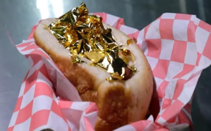 Venden hot dogs en Hermosillo con láminas de oro comestible como ...