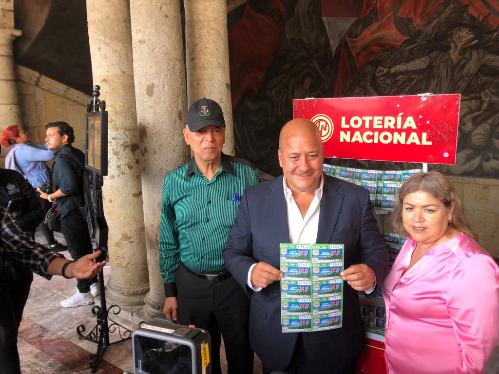 Presentan billete de la Lotería Nacional Conmemorativo a los 200 años de Jalisco | Paralelo ...
